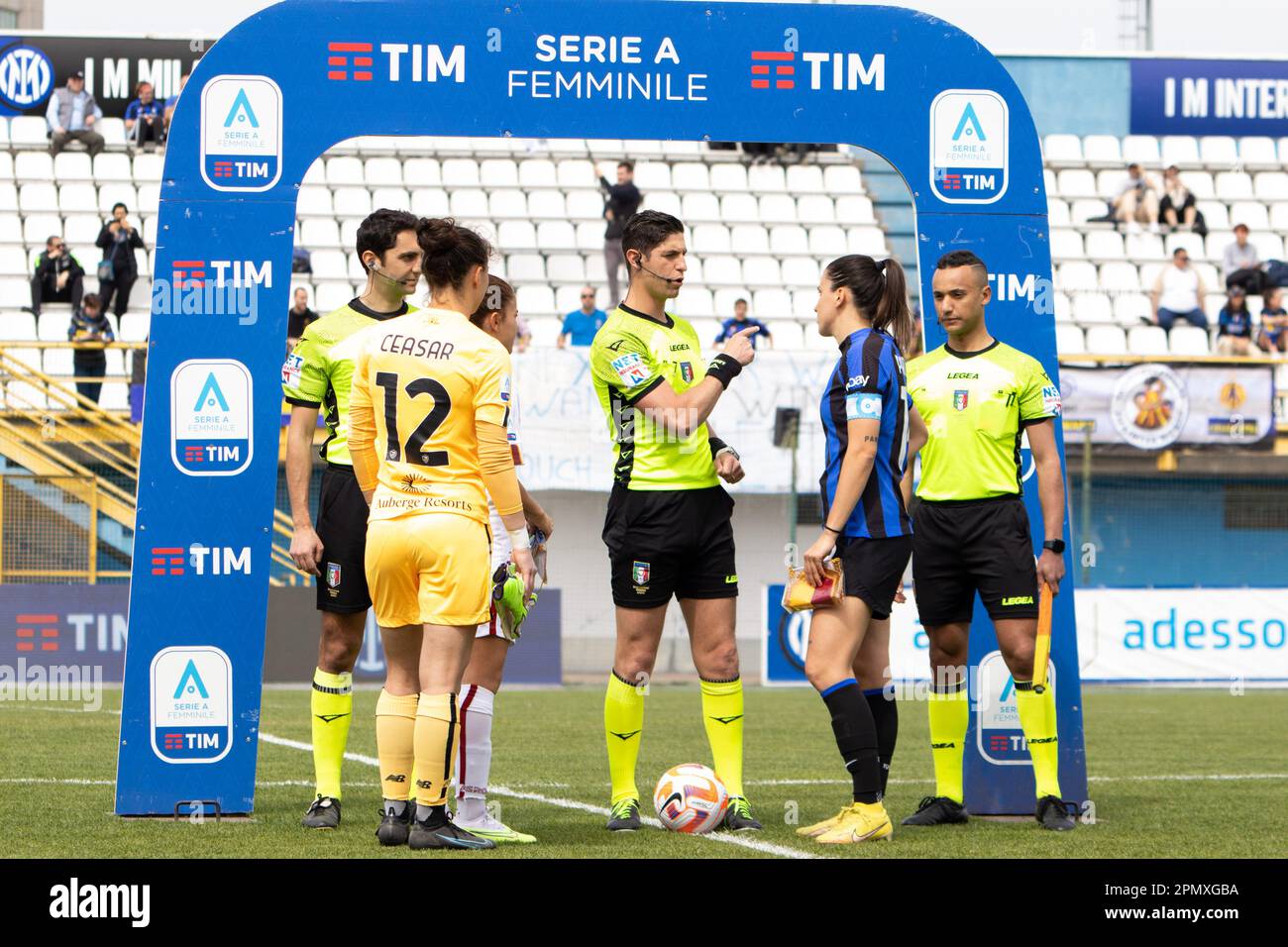 Camelia ceasar roma hi-res stock photography and images - Alamy