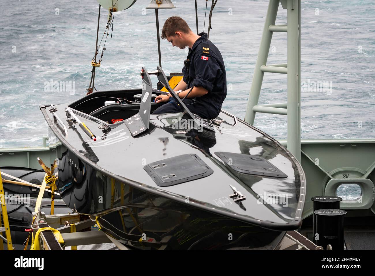 Remotely-controlled Hammerhead unmanned target speedboat manufacturers ...