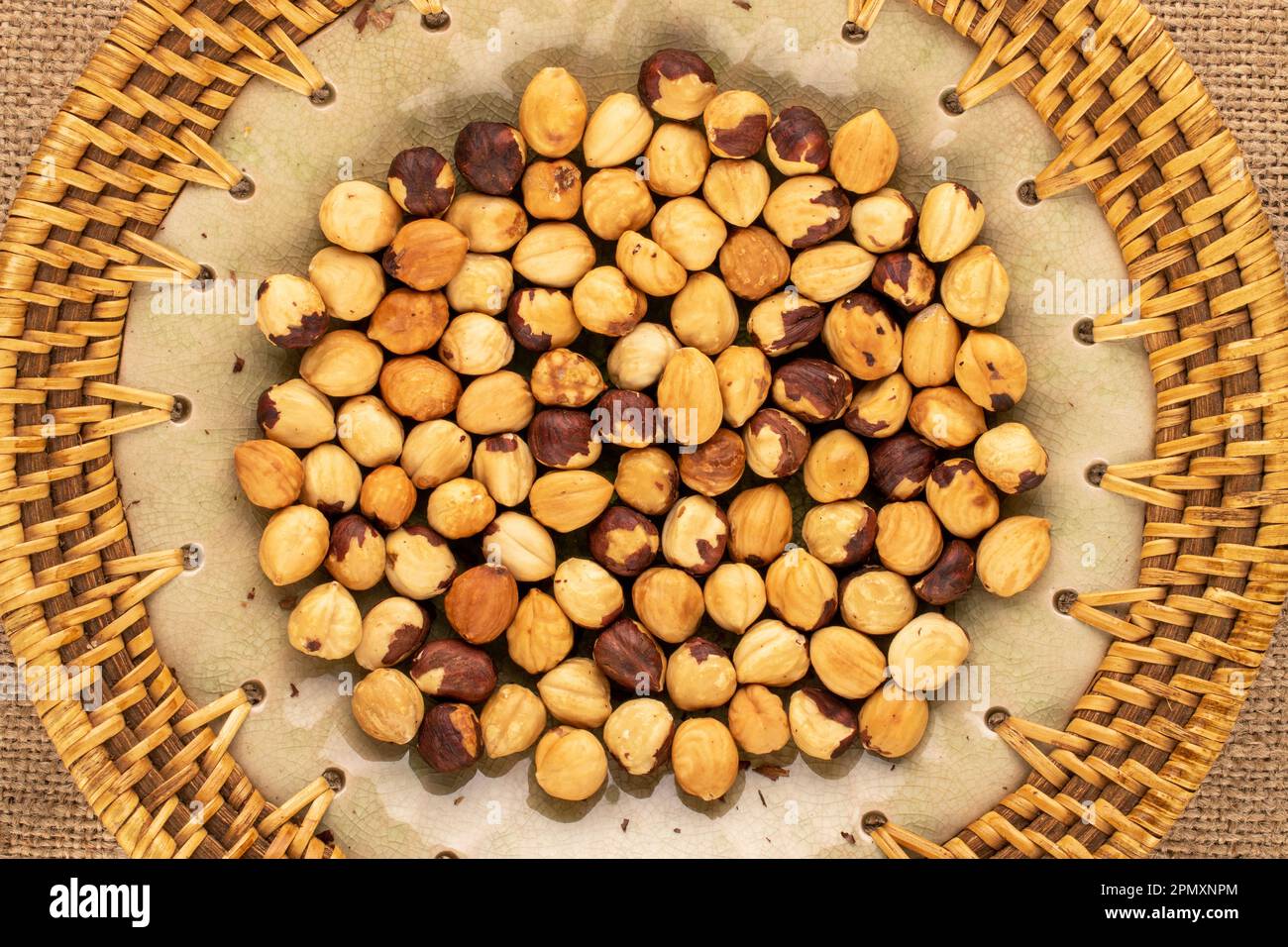 Roasted peeled ceramic in hi-res stock photography and images - Alamy
