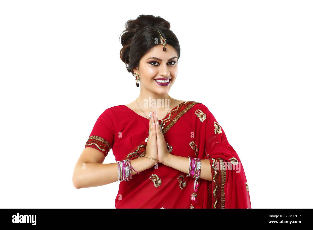 A girl in an Indian sari poses in the studio Stock Photo - Alamy