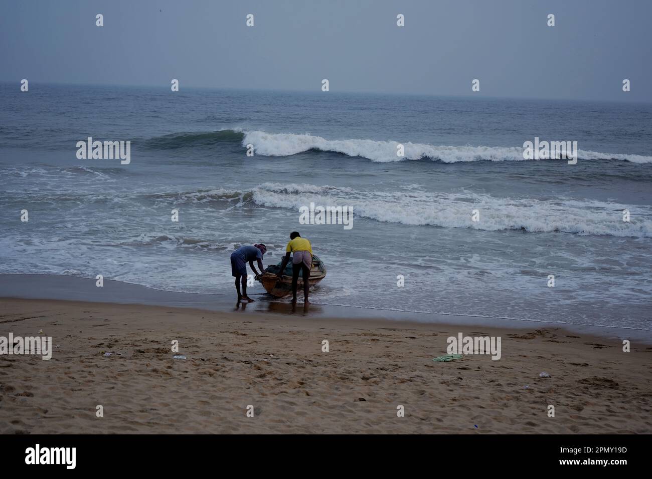 Fish processing boat hi-res stock photography and images - Alamy
