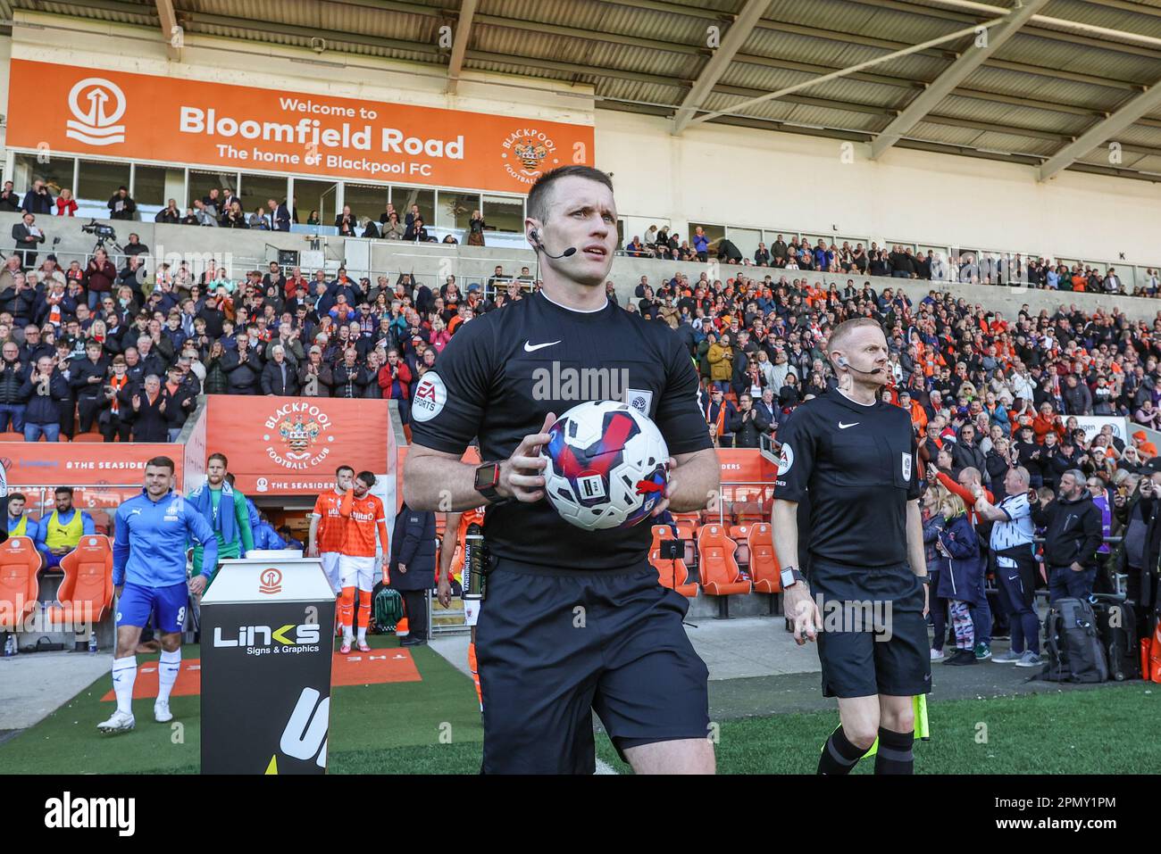 Soccer referee thomas bramall hi-res stock photography and images - Alamy