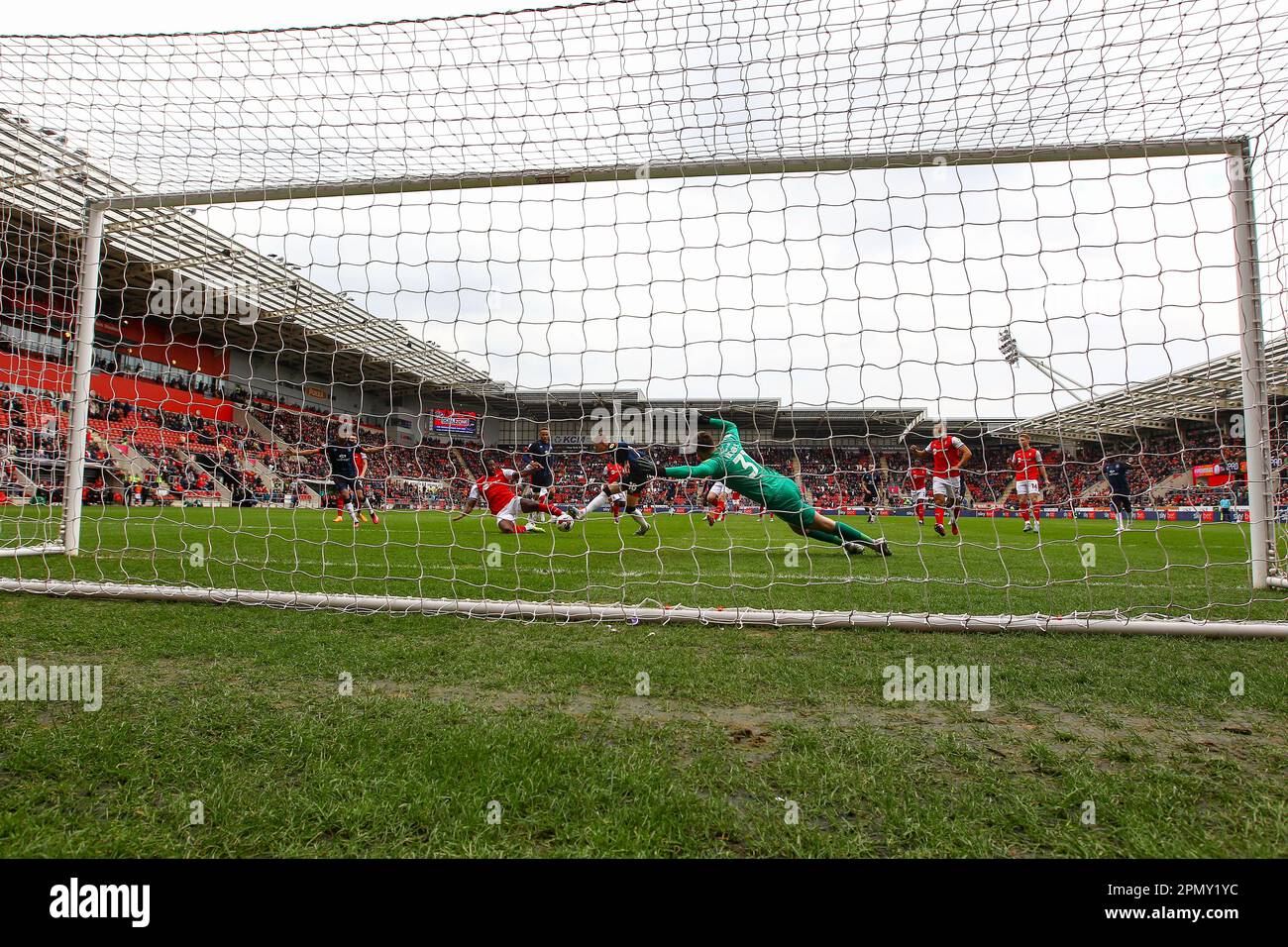 AESSEAL New York Stadium, Rotherham, England - 15th April 2023 Cauley ...