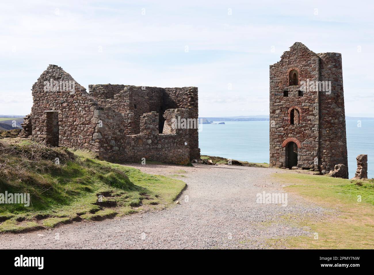 Ruins at Wheal Coates tin mine, near St. Agnes, North Coast of Cornwall ...
