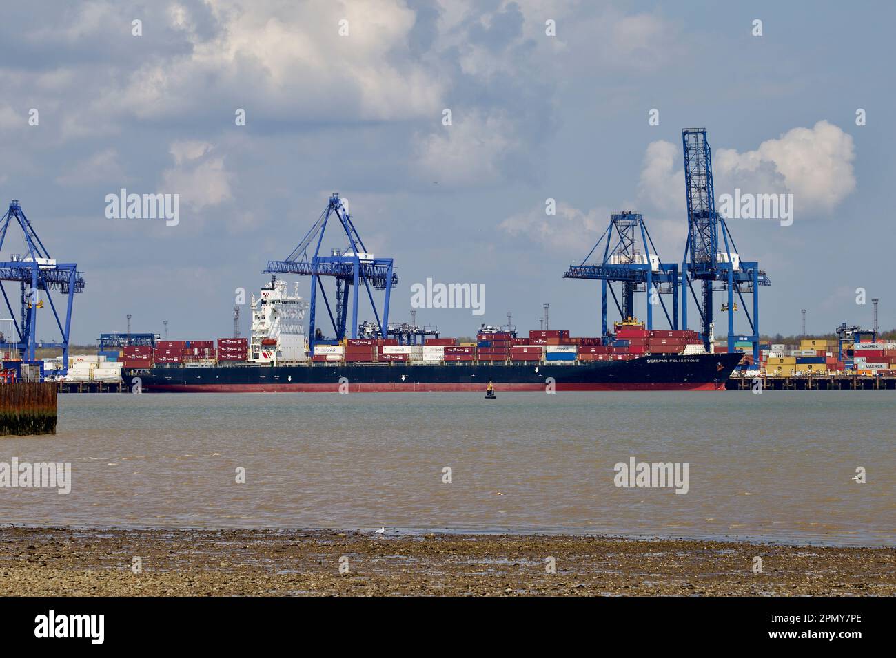 Container ship Seaspan Felixstowe berthed at the Port of Felixstowe ...