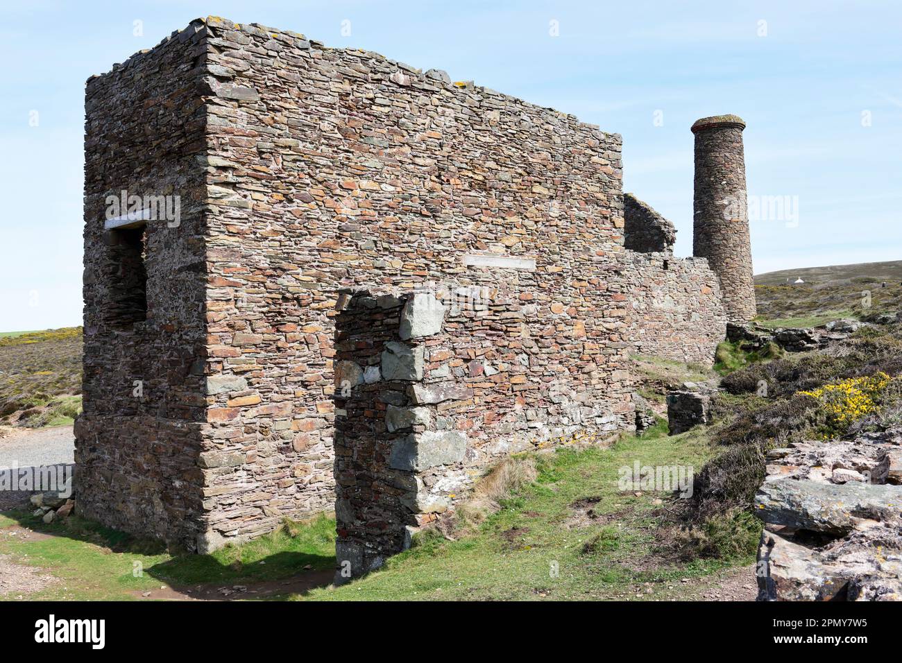 Ruins at Wheal Coates tin mine, near St. Agnes, North Coast of Cornwall ...
