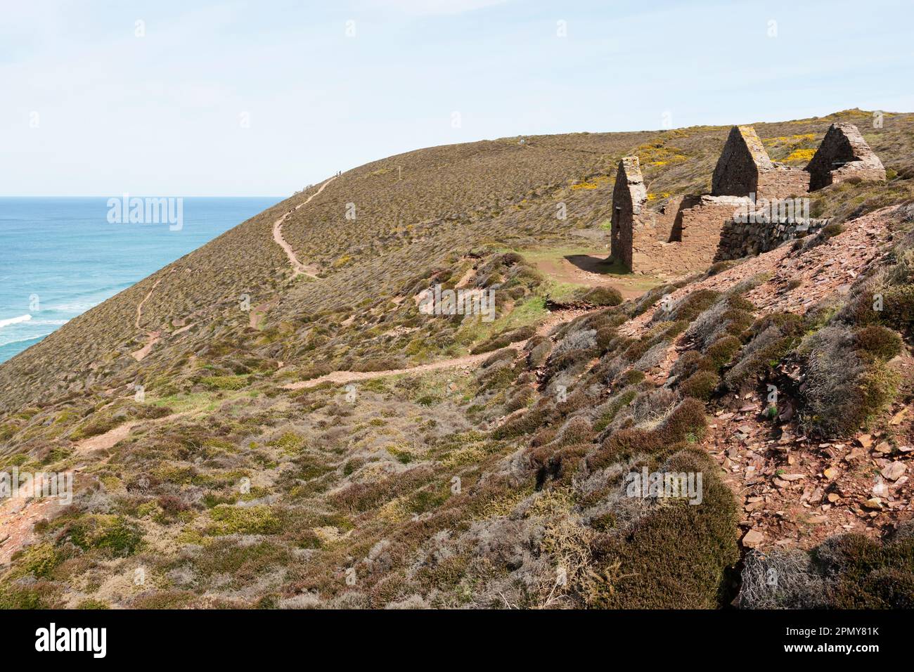 Ruins at Wheal Coates tin mine, near St. Agnes, North Coast of Cornwall ...