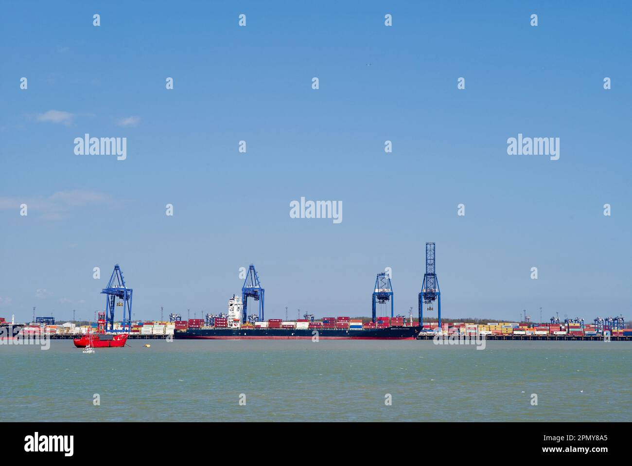 Container ship Seaspan Felixstowe berthed at the Port of Felixstowe ...