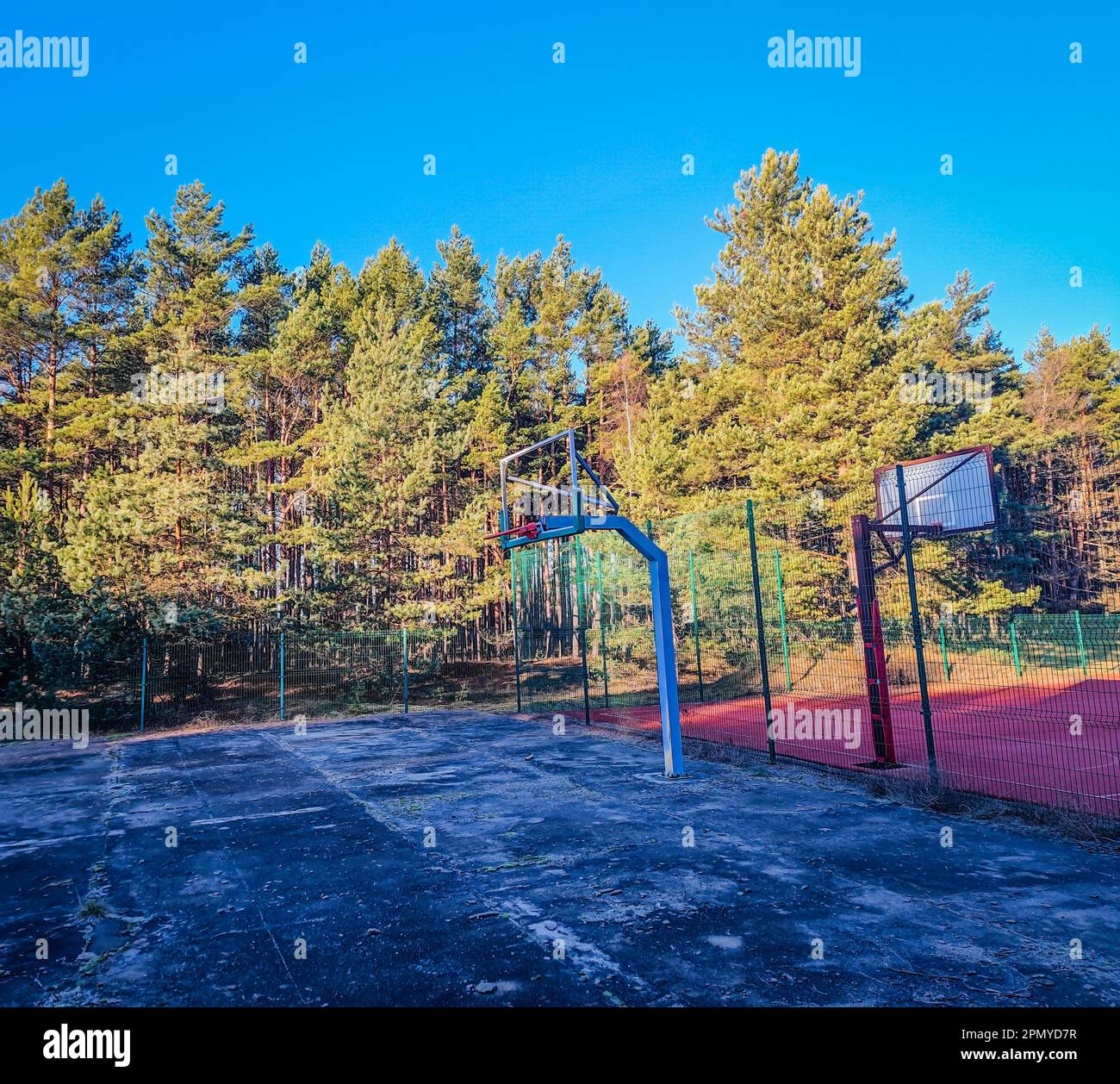 Outdoor public basketball court surrounded hi-res stock photography and ...