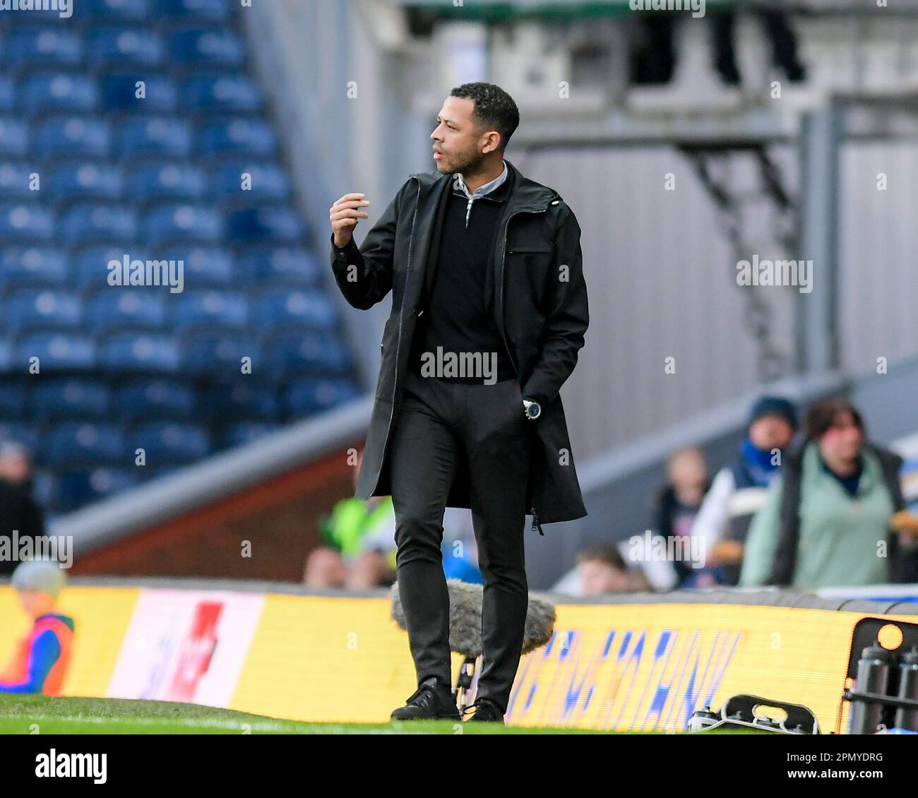 Hull City Manager Liam Rosenior during the Sky Bet Championship match ...