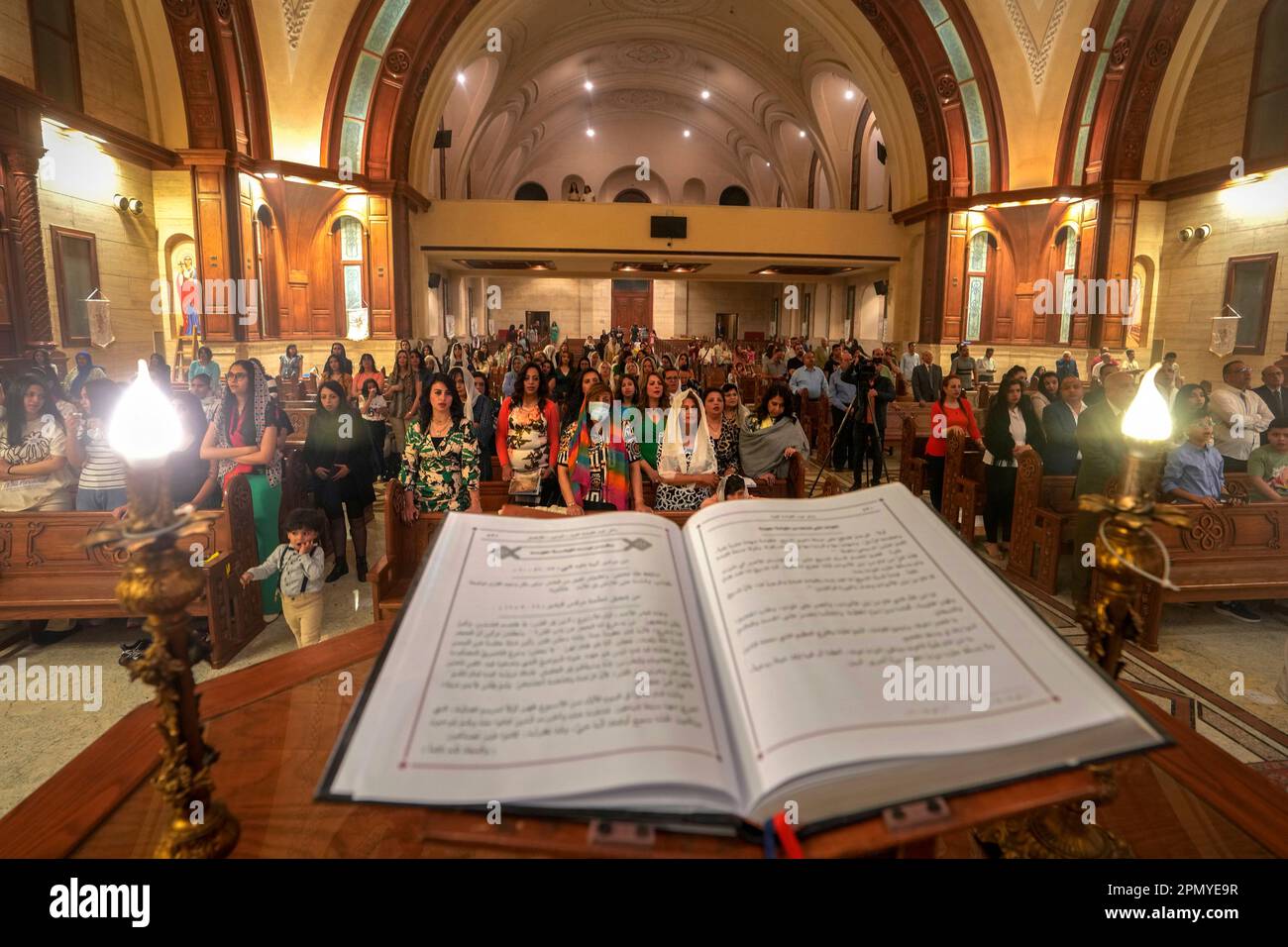 Egyptian Coptic Orthodox attend a Mass on the eve of Christ's ...