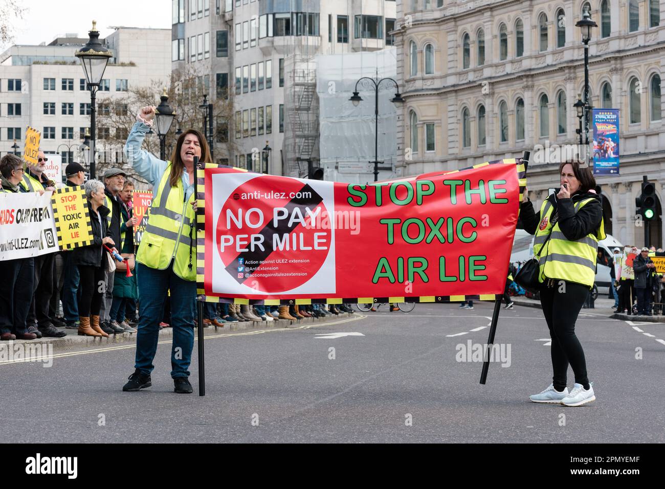 London, UK. 15 April 2023. Anti-ULEZ protesters gather in Trafalgar ...