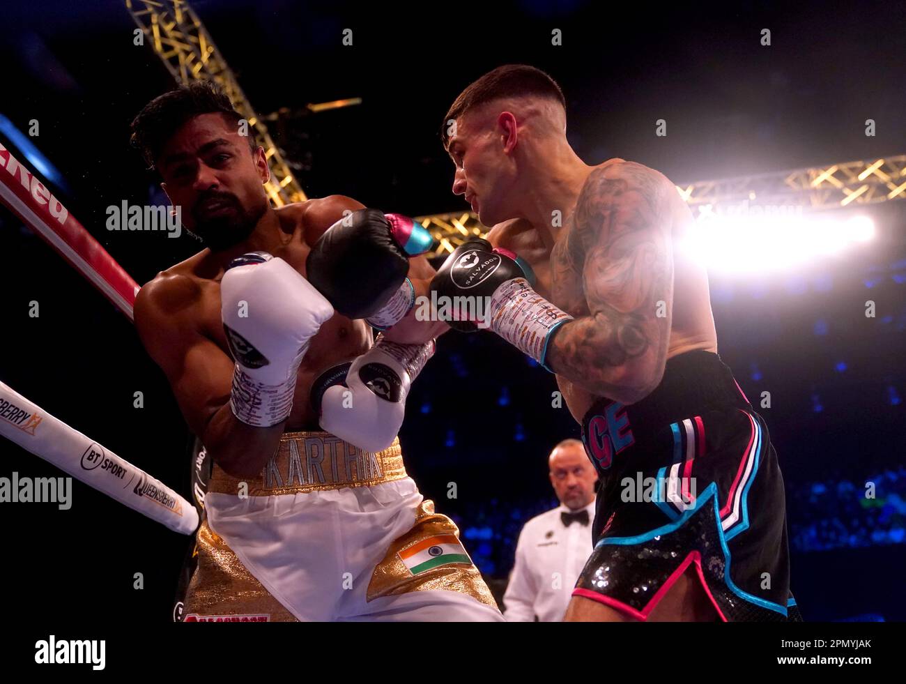 Sam Noakes (right) in action against Karthik Sathish Kumar during their ...
