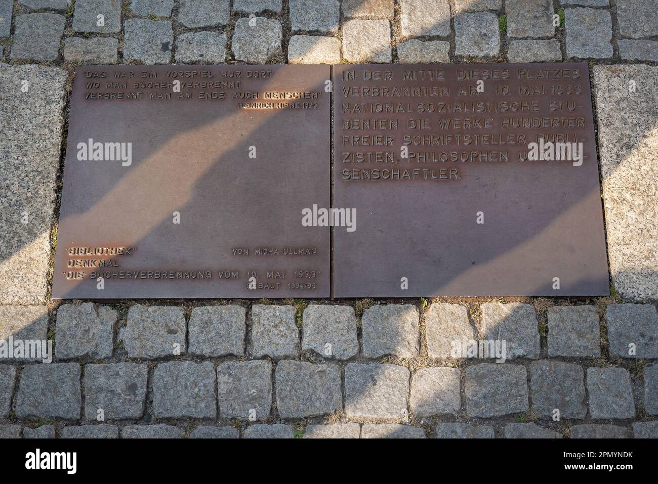 Opernplatz berlin hi-res stock photography and images - Alamy