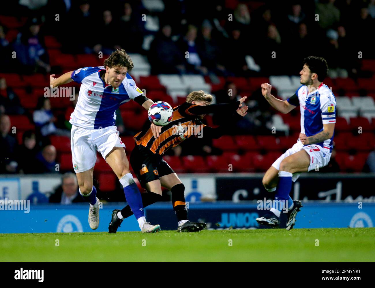 Blackburn Rovers' Sam Gallagher (left) and Hull City's Harry Vaughan ...
