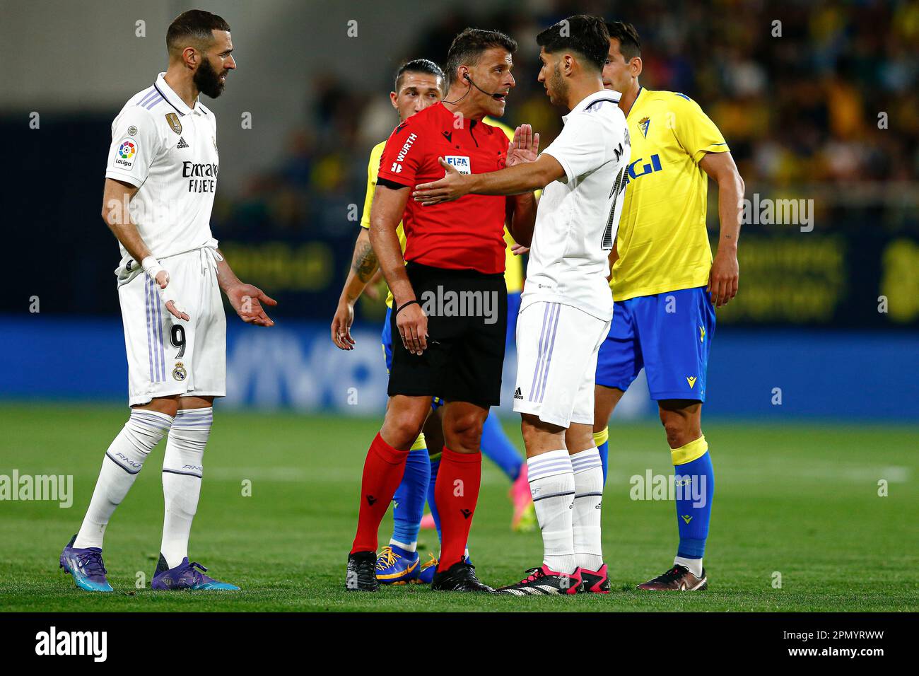 The referee Jesus Gil Manzano and Marco Asensio of Real Madrid during ...