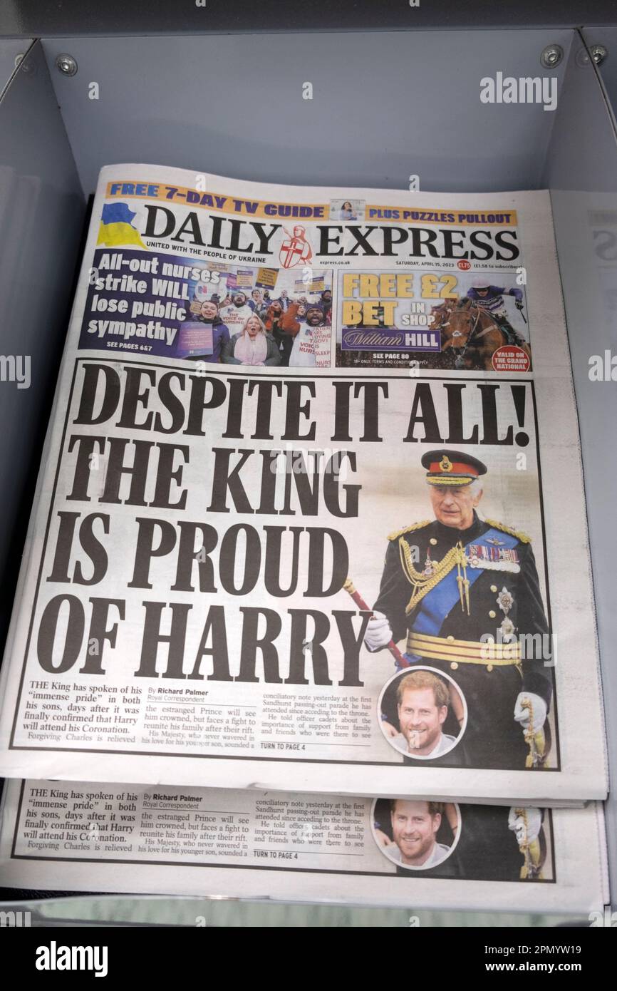 Daily express newspaper front page hi-res stock photography and images ...
