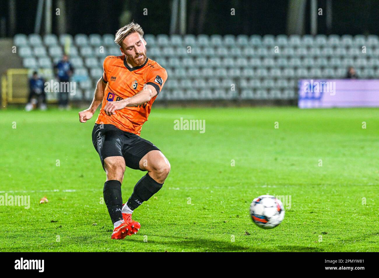Alessio Staelens (7) of KMSK Deinze pictured during a soccer game ...