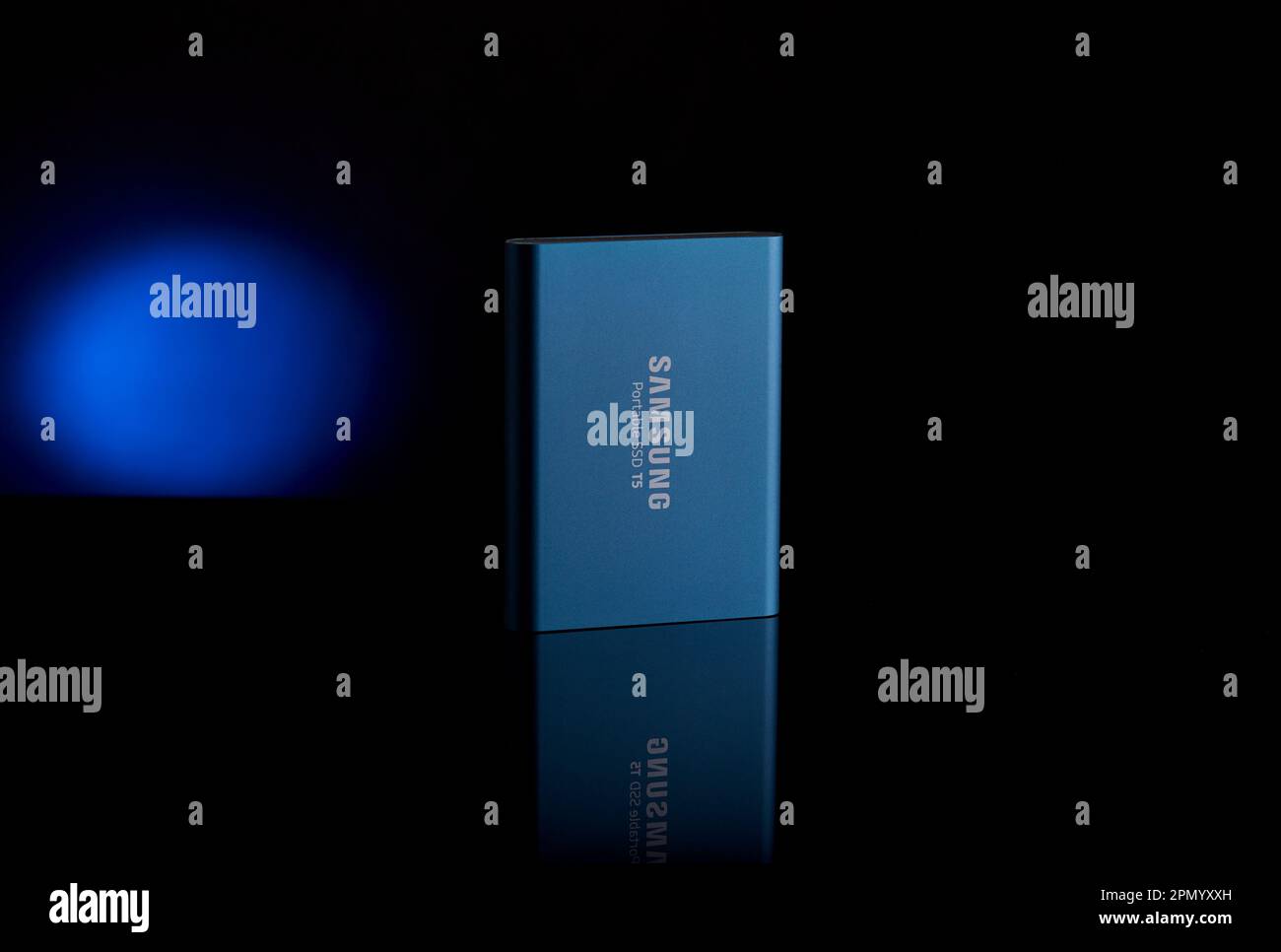 Ssd text hi-res stock photography and images - Alamy