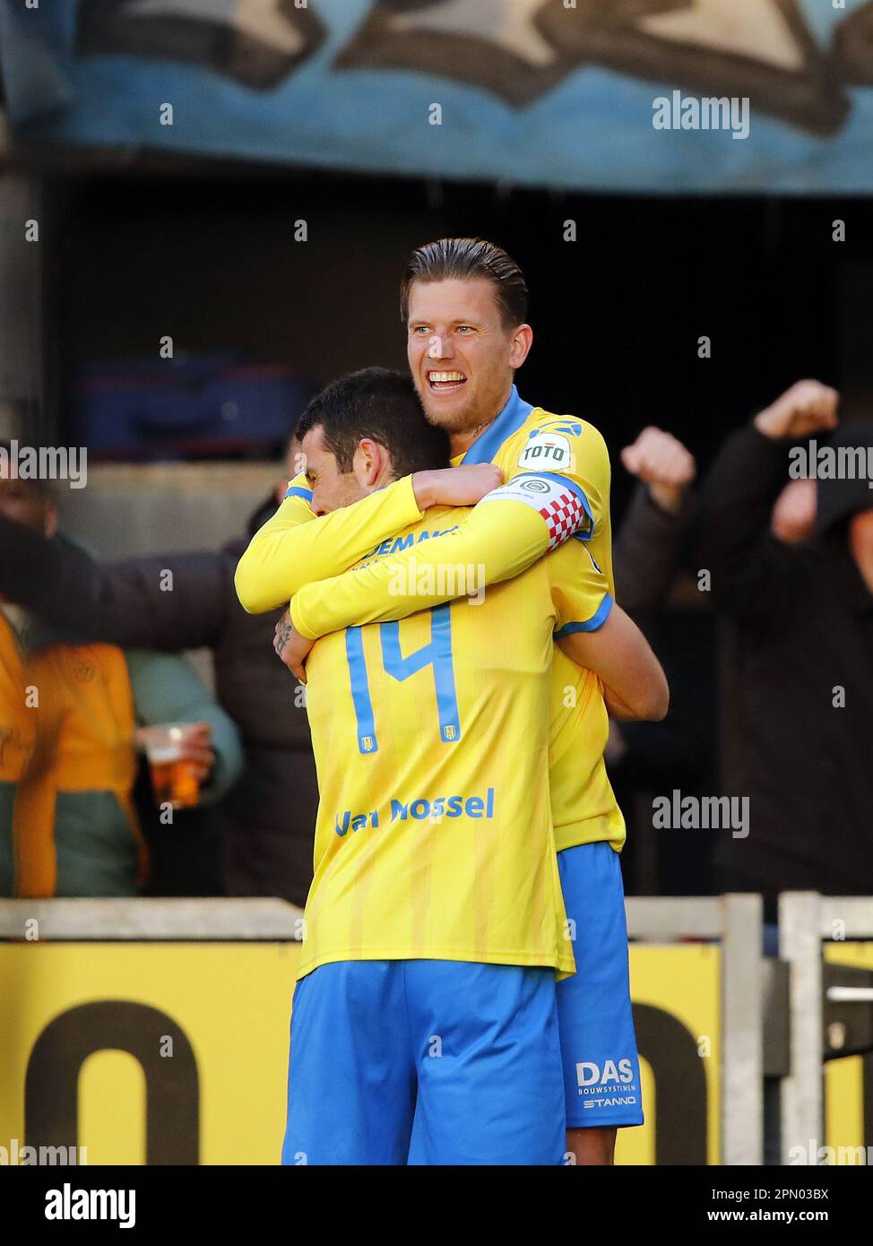 WAALWIJK - (lr) Pelle Clement of RKC Waalwijk, Michiel Kramer of RKC ...