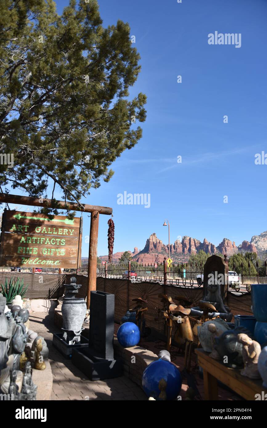 Sedona, AZ USA 1/13/2023. Son Silver West Galleries. Beautiful vintage ...