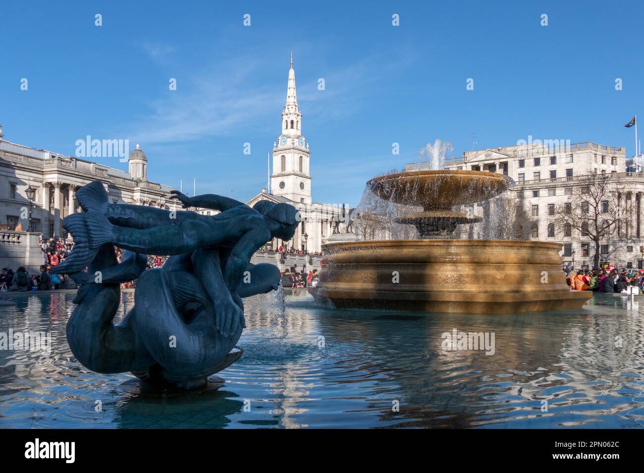 Fountain in Trafalgar Square Stock Photo - Alamy