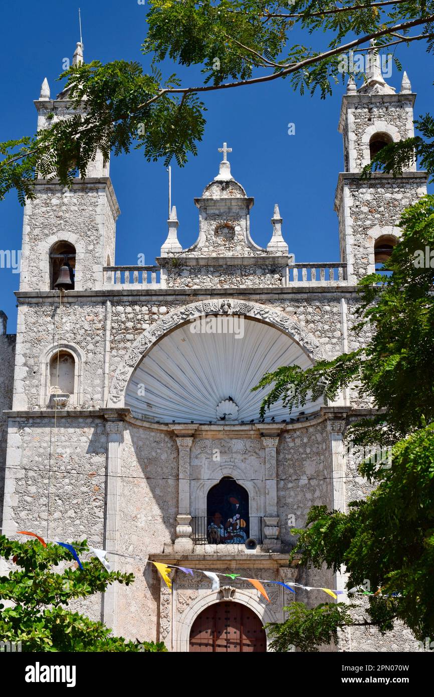 Iglesia de San Cristobal in the historic city of Merida, Yucatan ...