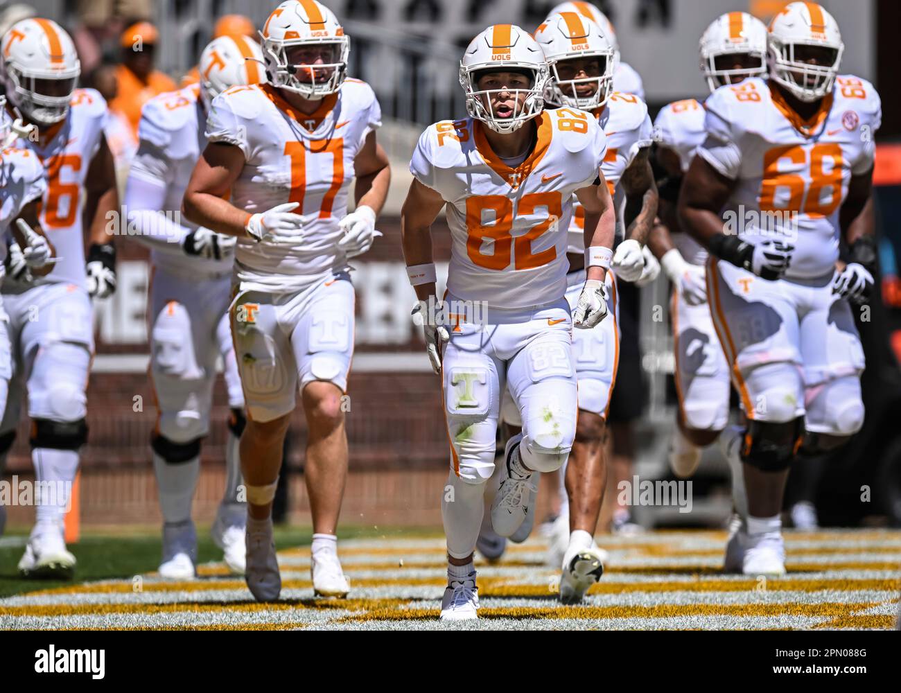 KNOXVILLE, TN - APRIL 15: Tennessee Volunteers wide receiver Dayton ...