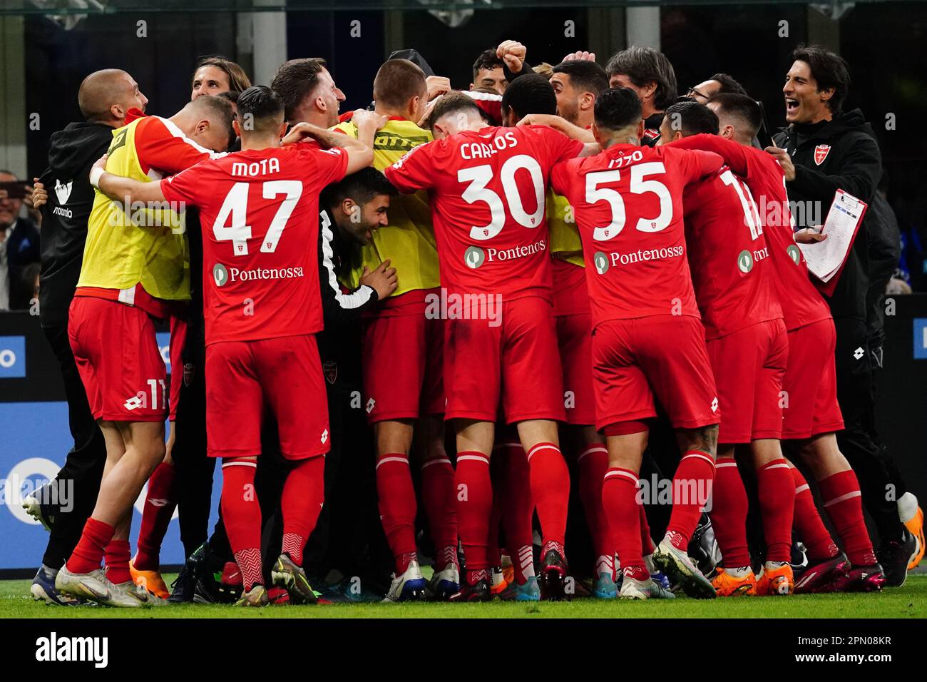 AC Monza team celebrates the goal of Luca Caldirola (AC Monza) during ...