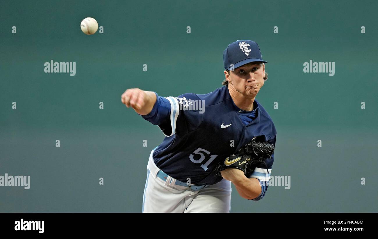 Kansas City Royals starting pitcher Brady Singer throws during the ...
