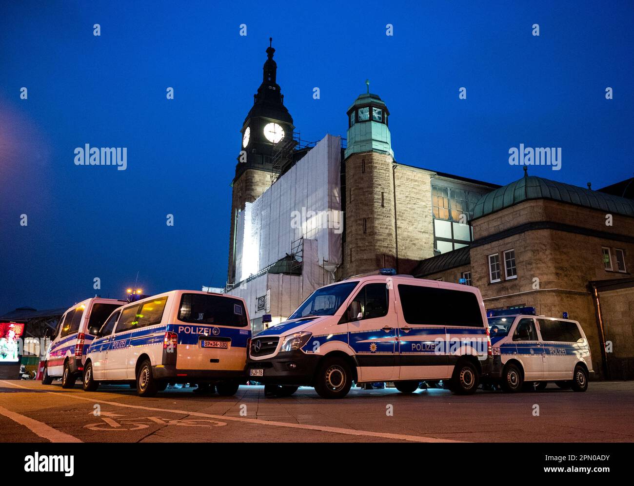 Temporary police station police station hi-res stock photography and ...