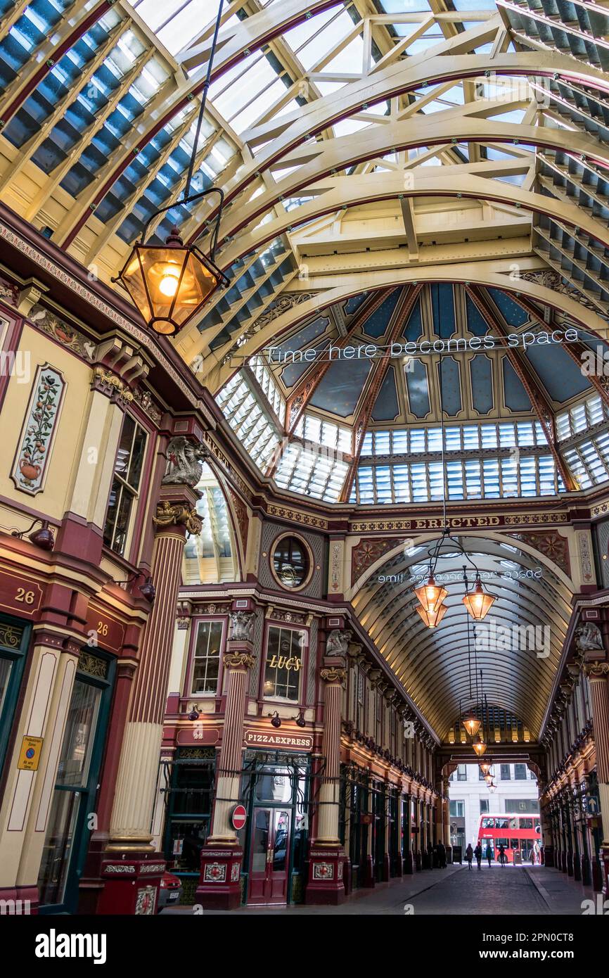 View leadenhall building hi-res stock photography and images - Alamy