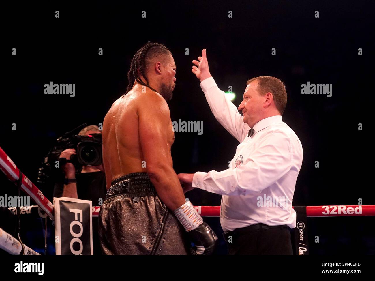 Box signals hi-res stock photography and images - Alamy