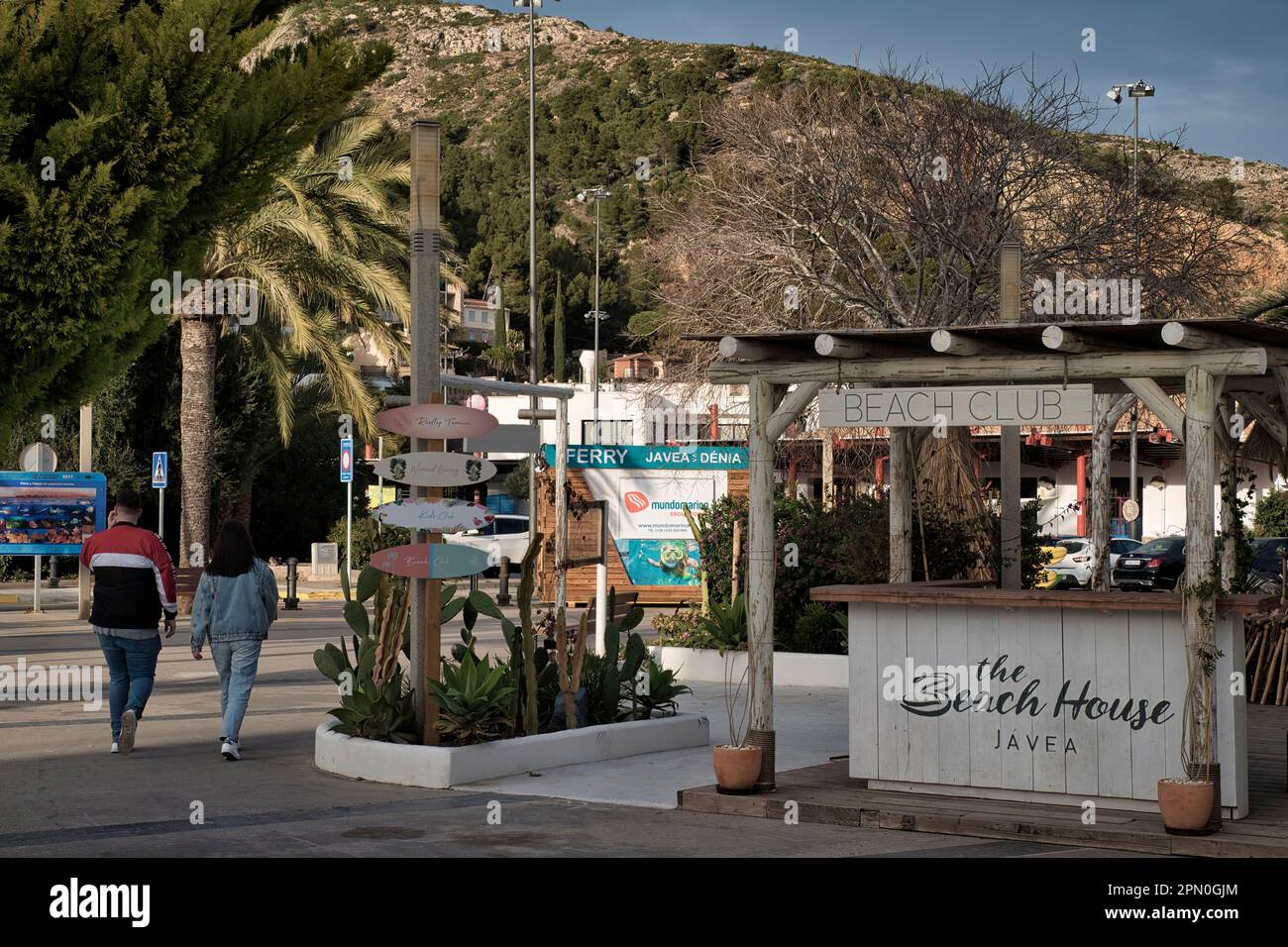 The Beach House Beach Club & Rooftop, restaurant in Puerto 1 Pesquero ...