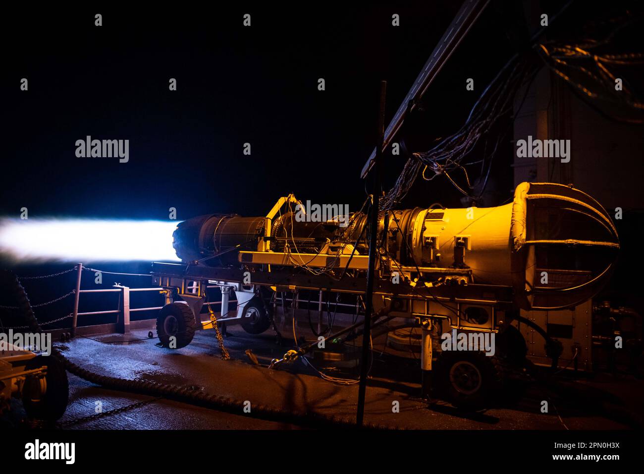 F414 engine hi-res stock photography and images - Alamy