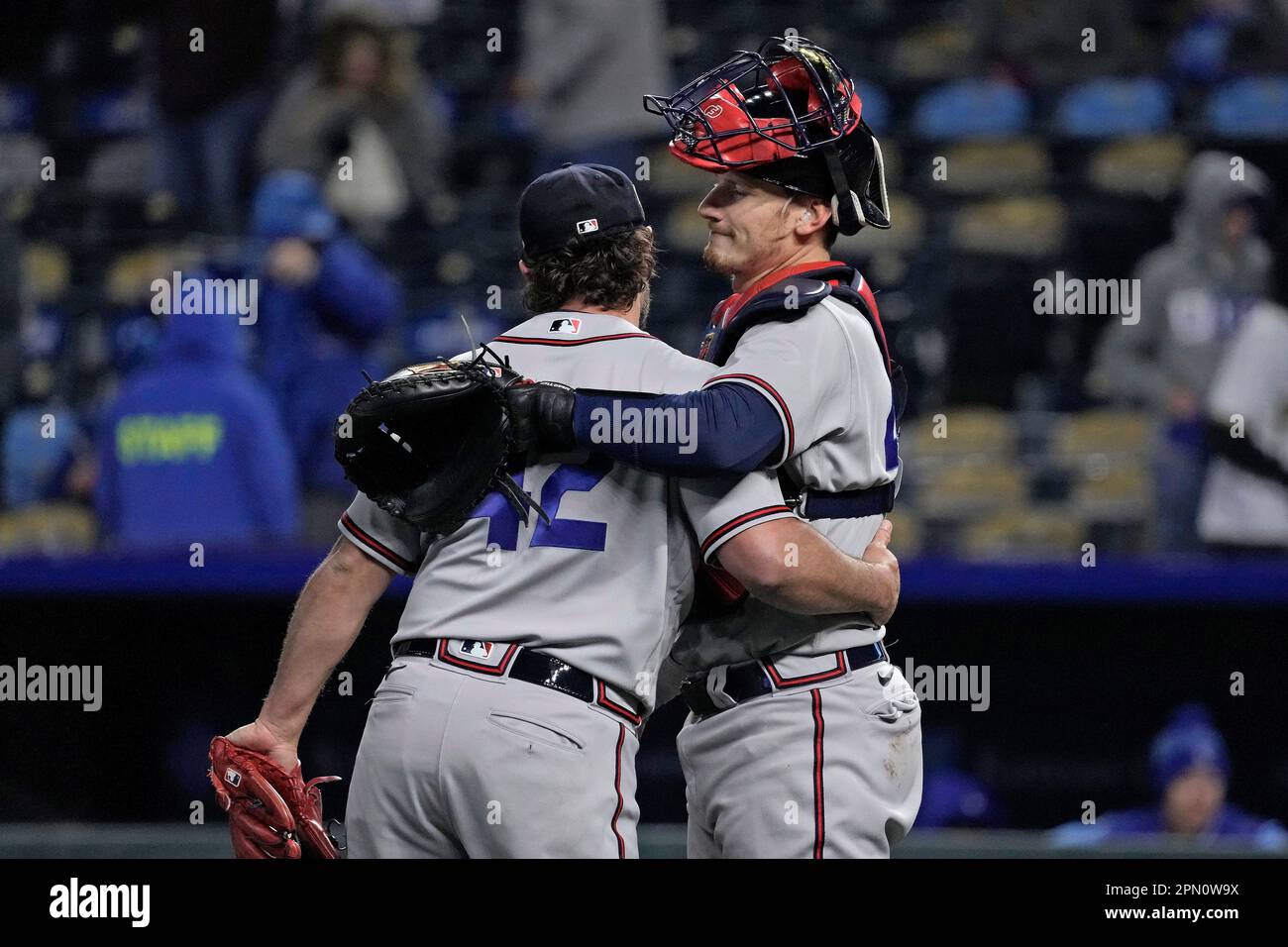 Atlanta Braves relief pitcher Kirby Yates, left, and catcher Sean ...