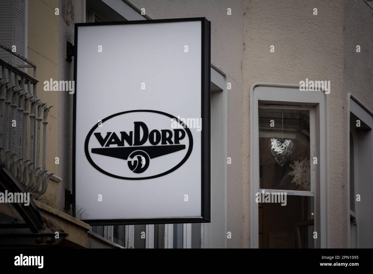Vandorp logo hi-res stock photography and images - Alamy