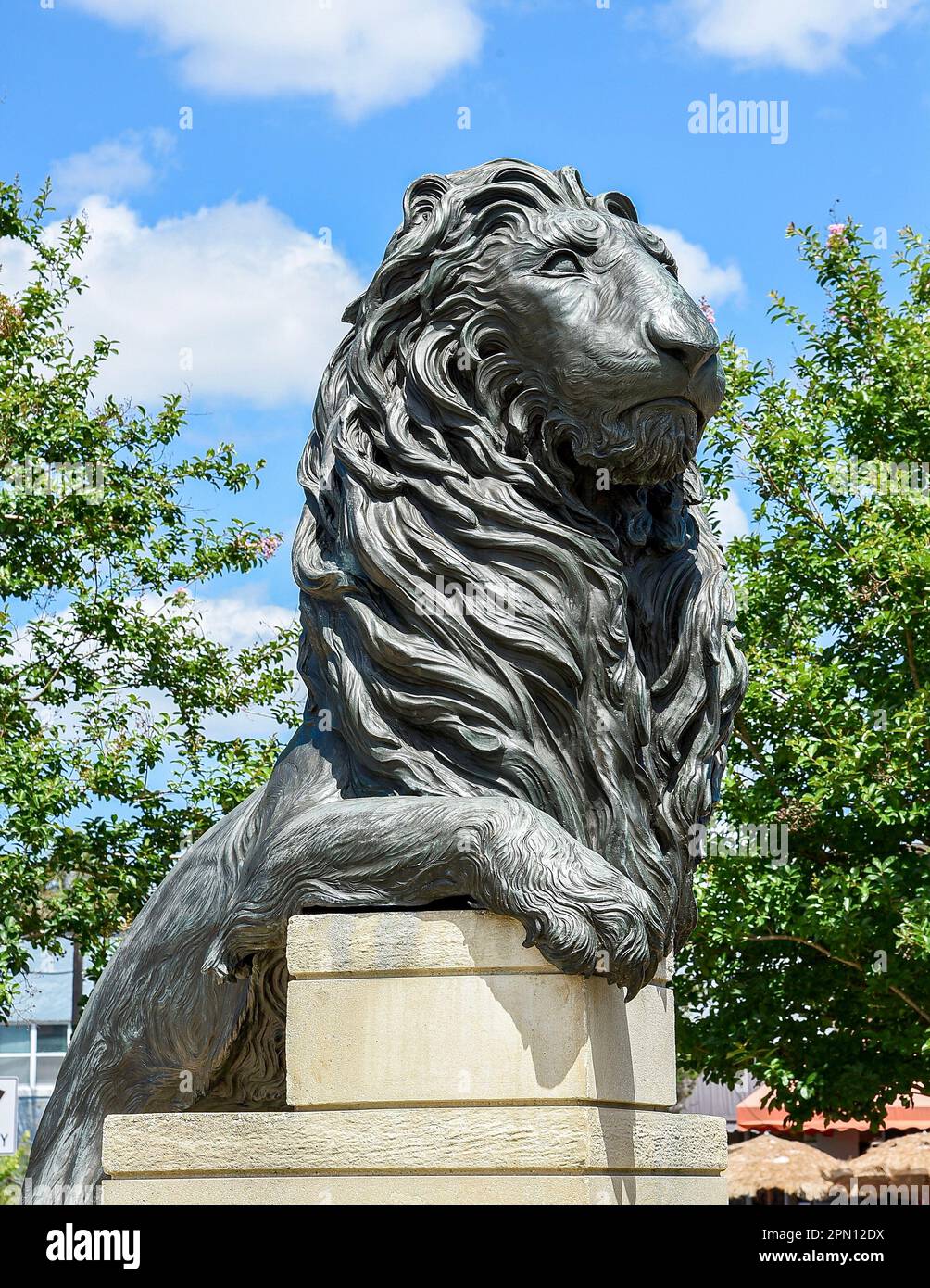 Florida lion statue hi-res stock photography and images - Alamy