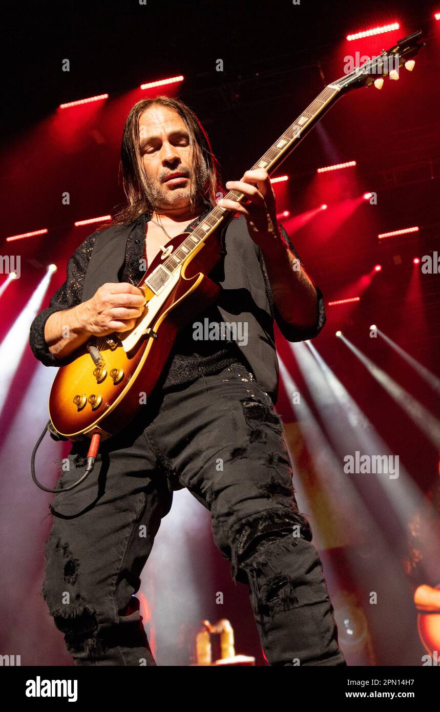 MIAMI, FL - APRIL 15: Sergio Vallin of MANA performs during MANA Mexico ...