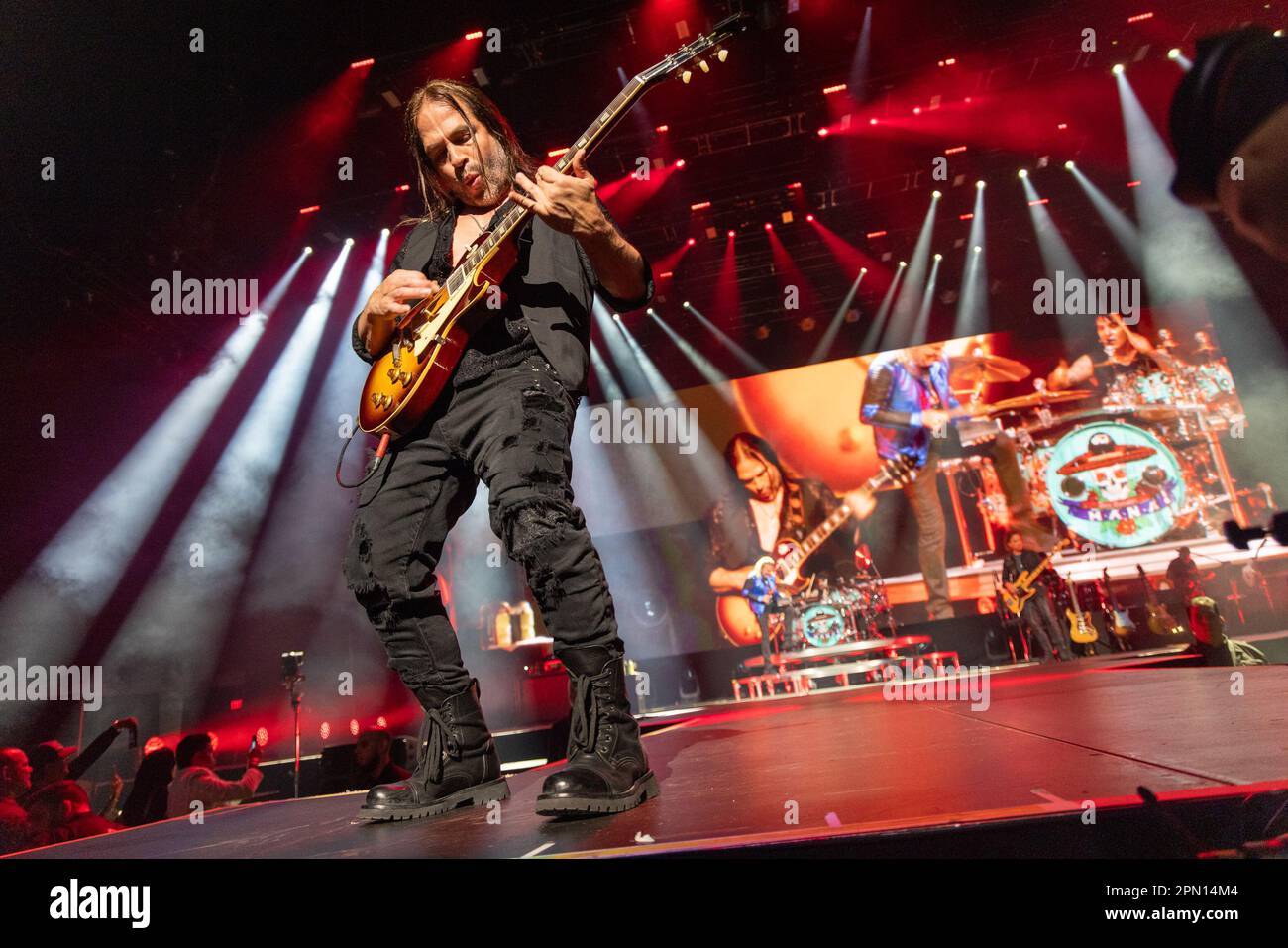 MIAMI, FL - APRIL 15: Sergio Vallin of MANA performs during MANA Mexico ...