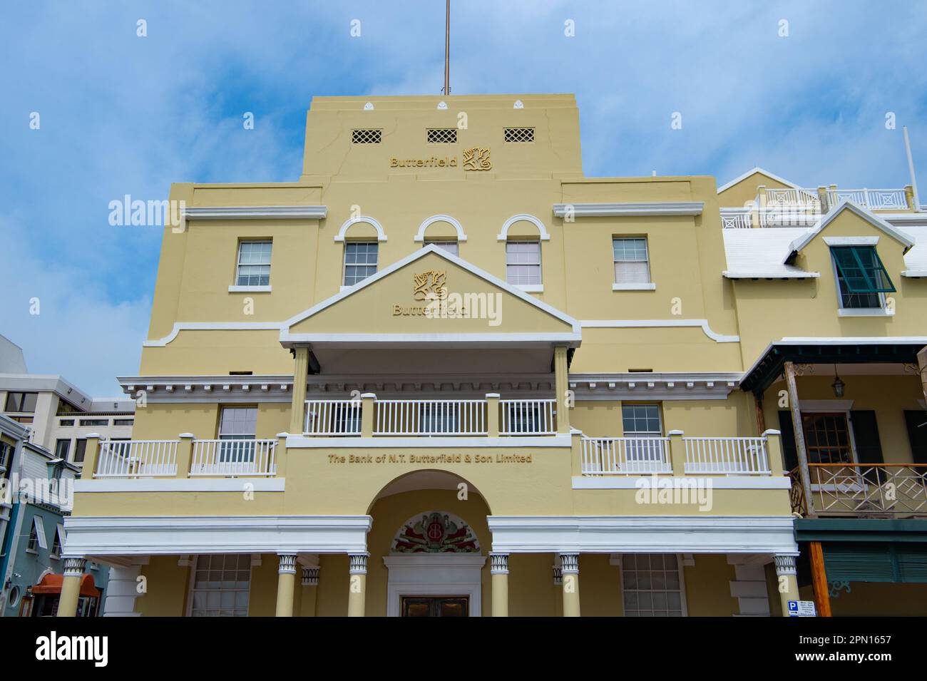 Bank of bermuda hamilton hi-res stock photography and images - Alamy