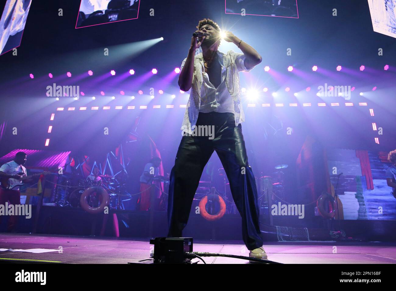 Porto, Portugal. 15th Apr, 2023. Musical duo Calema, António Mendes ...