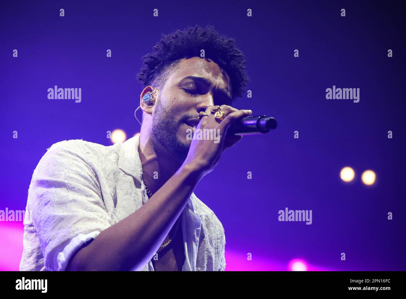 Porto, Portugal. 15th Apr, 2023. Musical duo Calema, António Mendes ...