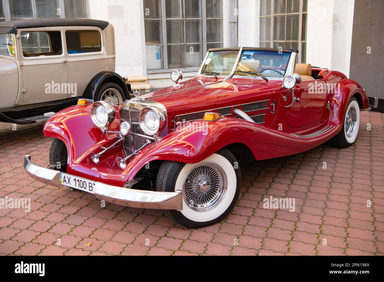 Kyiv, Ukraine - November 02, 2022: Mercedes-Benz 500K retro cabriolet ...