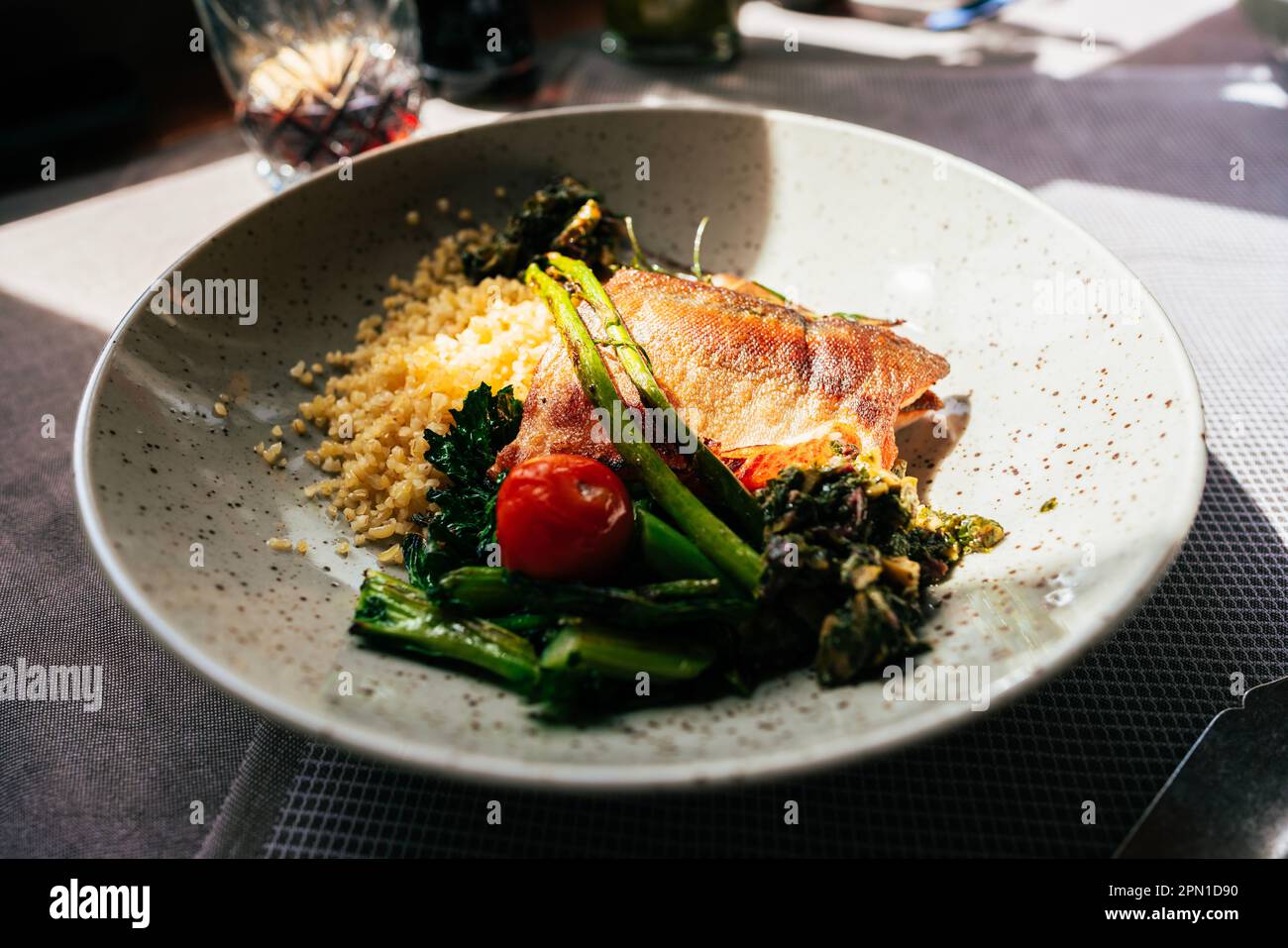 Eat well plate hi-res stock photography and images - Alamy