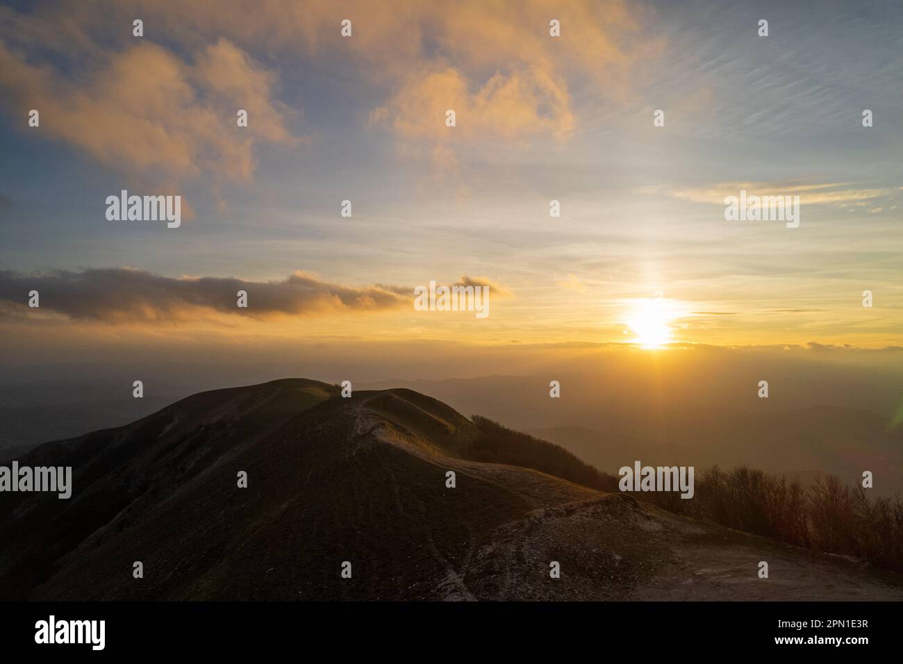 Monte nerone italy hi-res stock photography and images - Alamy