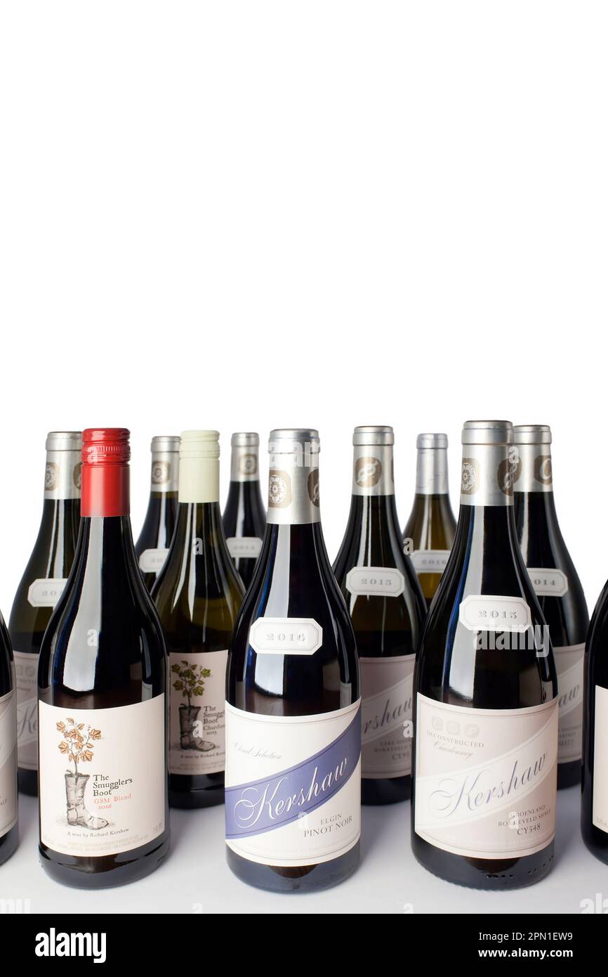 South african cape wine bottle label hi-res stock photography and ...