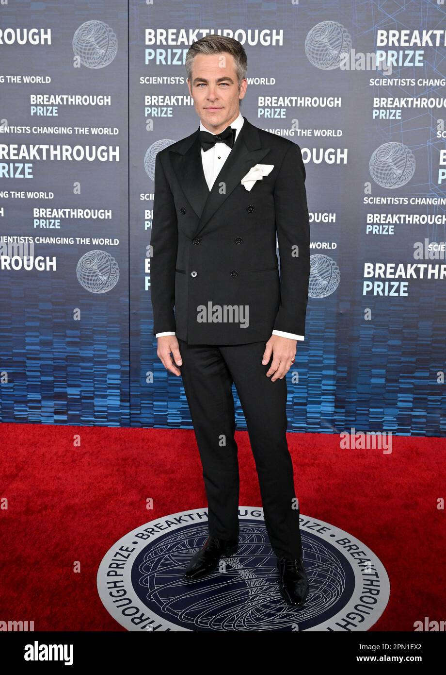 Chris Pine arriving at the 9th Annual Breakthrough Prize Ceremony held ...