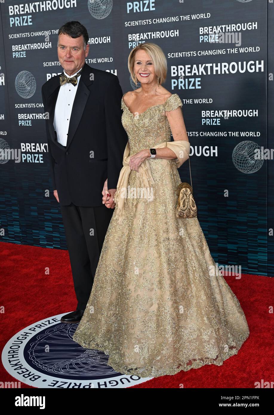 Dr. Marcia McNutt & Ian Young at the 2023 Breakthrough Prize Ceremony ...