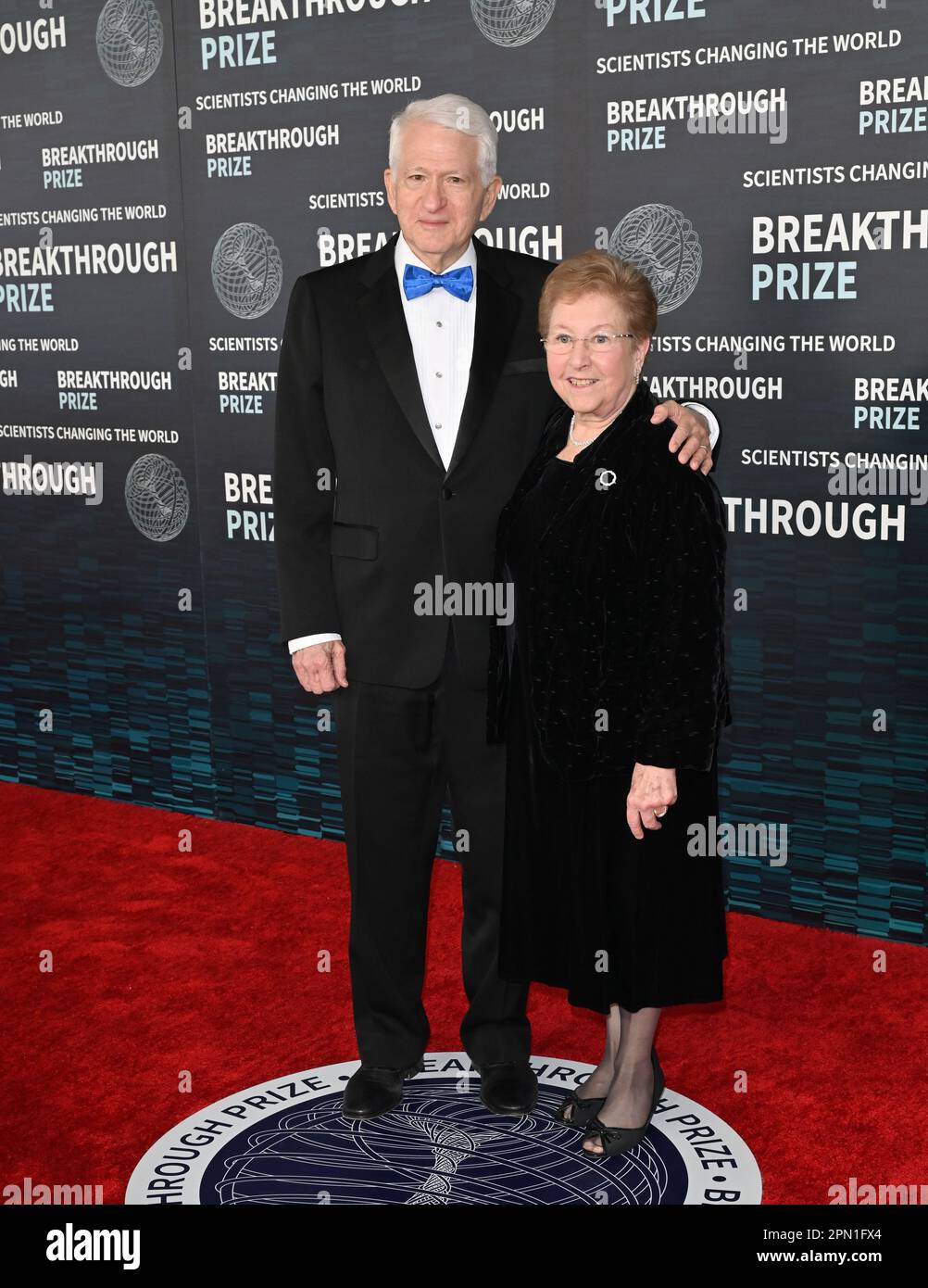Gene Block & Carol Kullback Block at the 2023 Breakthrough Prize ...